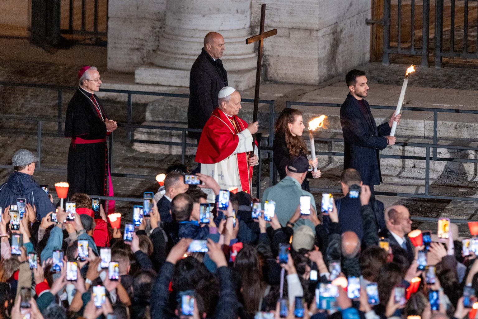 PHOTOS: Pope Leo XIV carries the cross at the Via Crucis in the ...